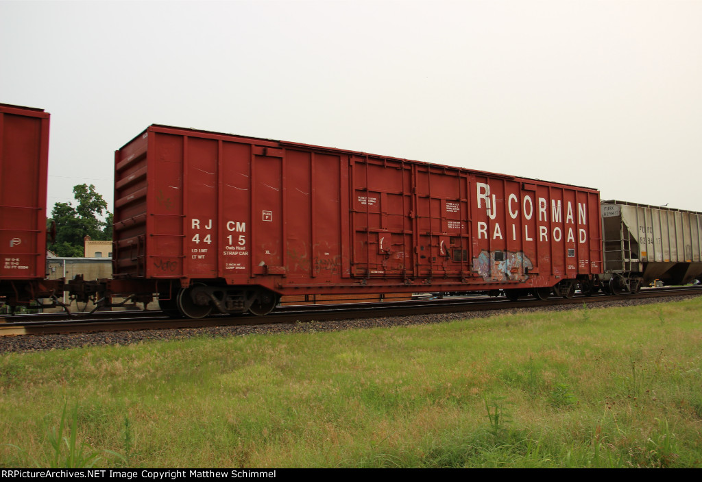 RJ Corman Box Car